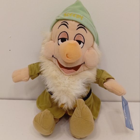 Disney | Toys | Disney Sleepy Plush 7 Dwarves Plush | Poshmark